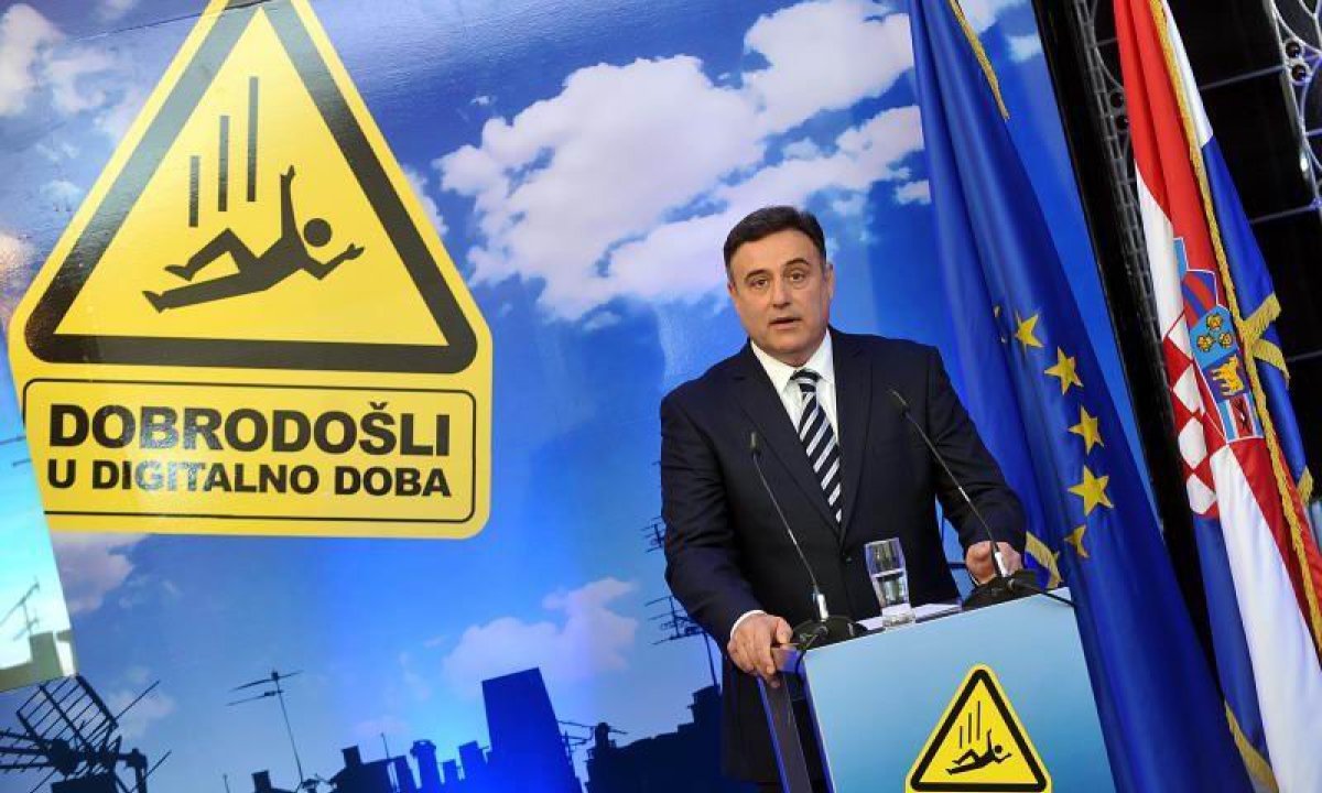 Domovnica i rodni list postat će nepotrebni - tportal