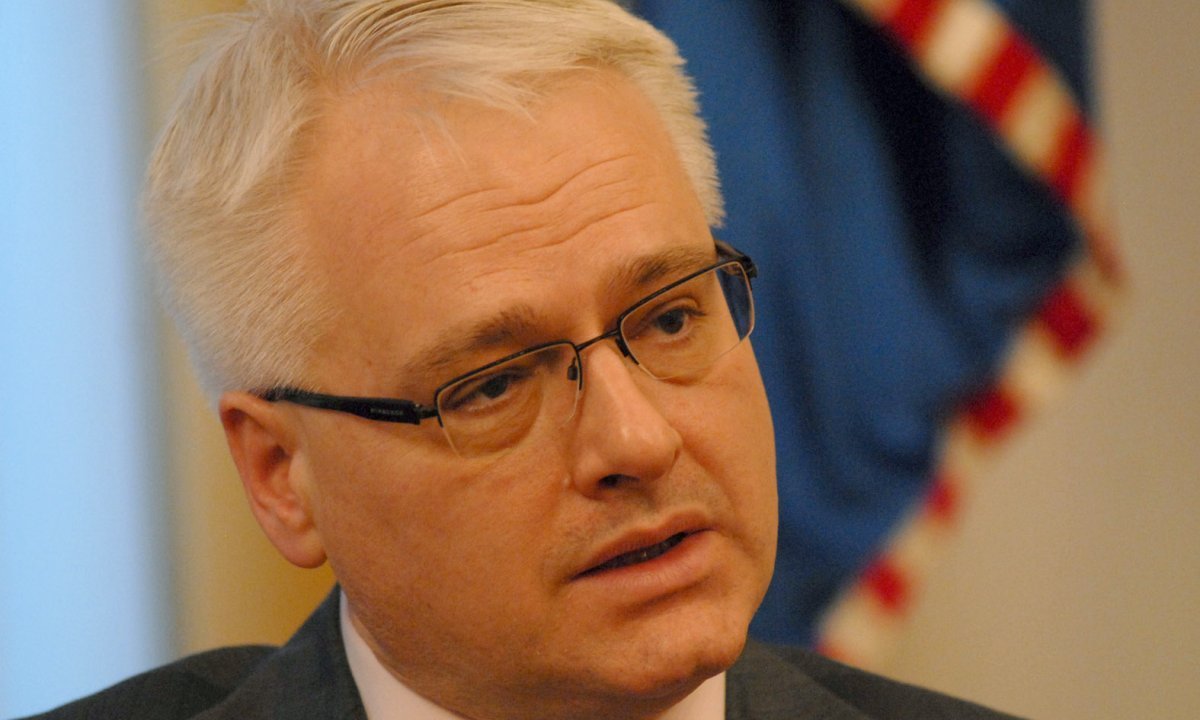 President Josipovic receives newly appointed army commander - tportal