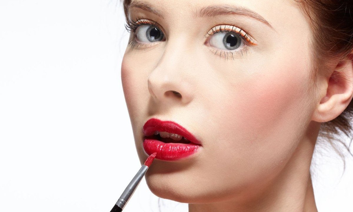 Želite ljepše i punije usne? Evo kako ćete to postići - tportal