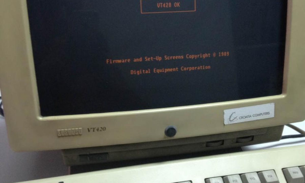 Internet je u Hrvatskoj već 31 godinu: Pogledajte kako je sve krenulo ...