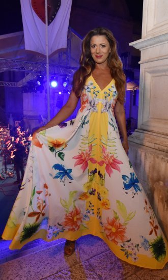 Održana prva večer Festivala dalmatinske šansone: Publika je uživala u ...