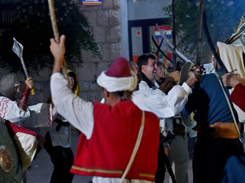 Uprizorena povijesna Marinska bitka iz 1657. godine - tportal