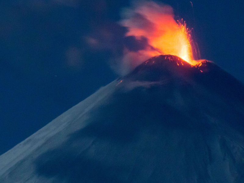 Vulkan koji eruptira po noći izgleda veličanstveno - tportal