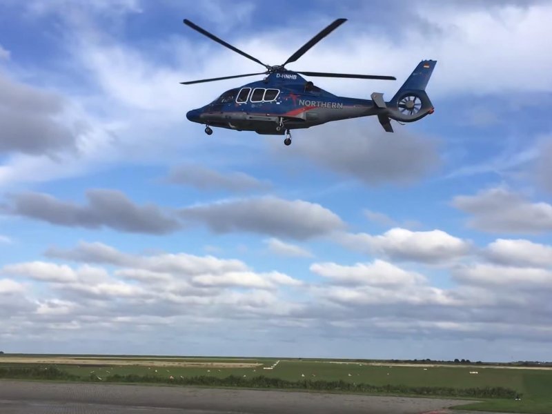 Kako je moguće da ovaj helikopter leti kad mu se elisa ne vrti? - tportal Kako je moguće da ovaj helikopter leti kad mu se elisa ne vrti? - tportal