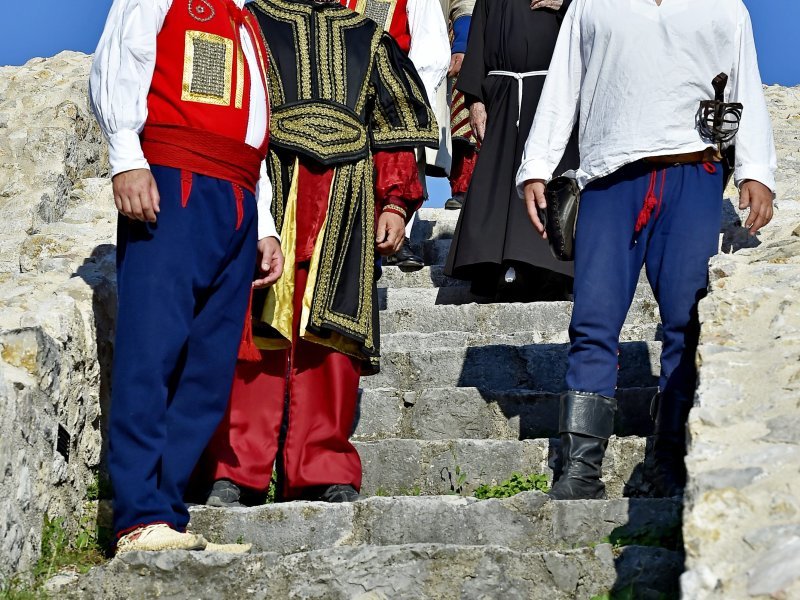 Pogledajte kako su tekle pripreme za predstavu 'Opsada Sinja 1715 ...