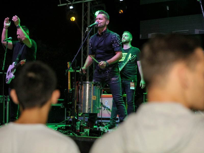 Koncertom benda Vatra počelo Osječko ljeto mladih - tportal