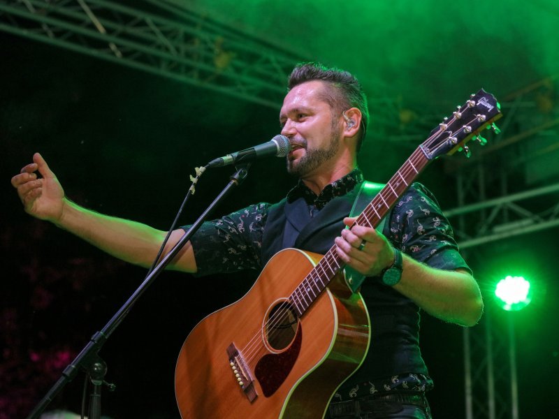 Koncertom benda Vatra počelo Osječko ljeto mladih - tportal