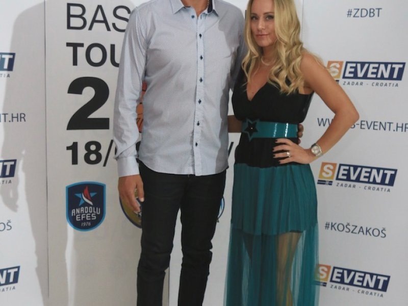 U centru pažnje: Proslavljena odbojkašica Barbara Ružić u odvažnom ...