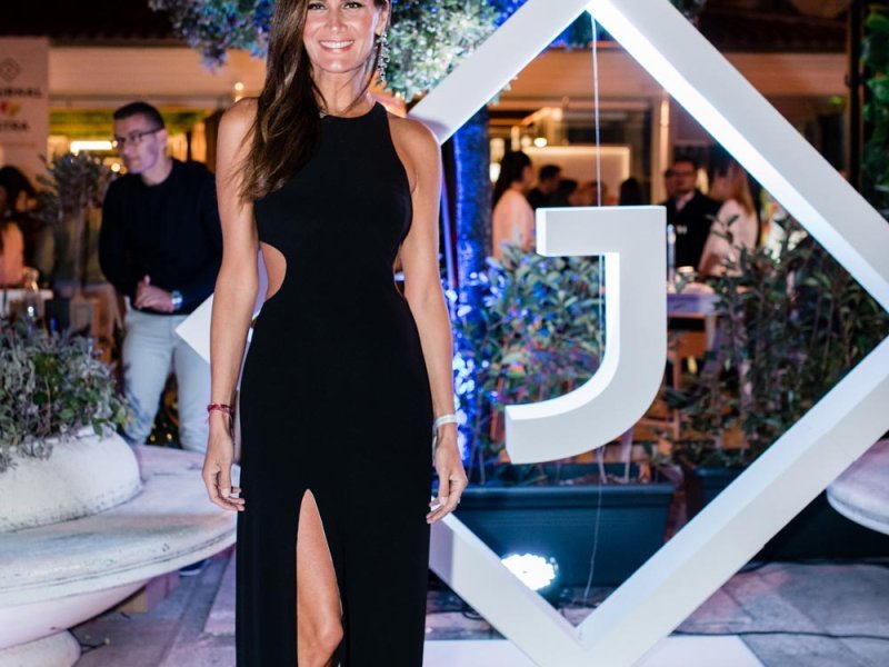 Iva Radić ugostila je brojne poznate na svojoj elegantnoj zabavi; evo ...