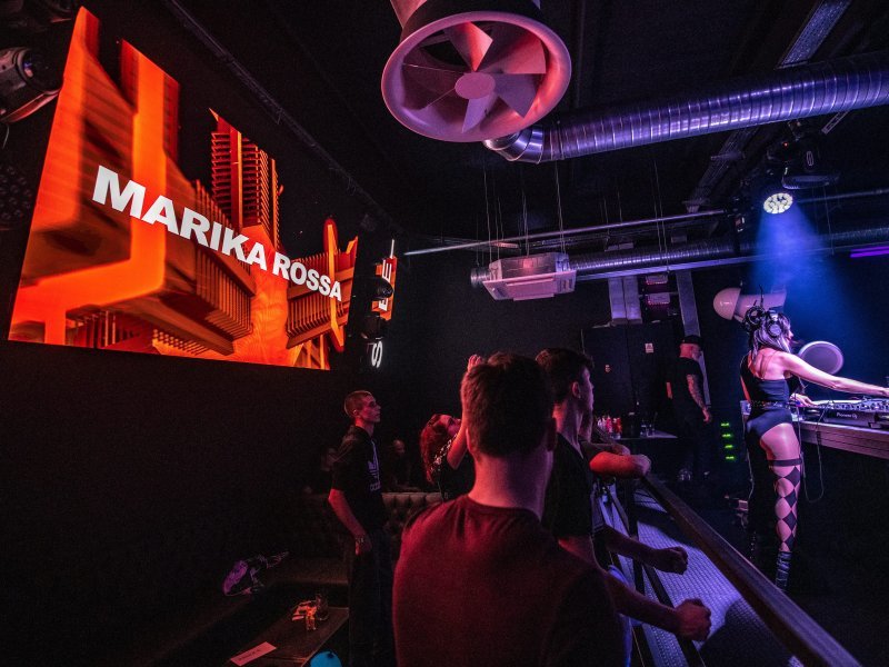 Ukrajinska DJ zvijezda Marika Rossa prodrmala rovinjski klub Steel ...