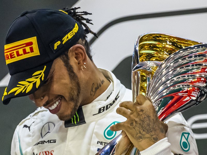 Lewis Hamilton sad ima šest naslova svjetskog prvaka Formule 1, a uspio ...