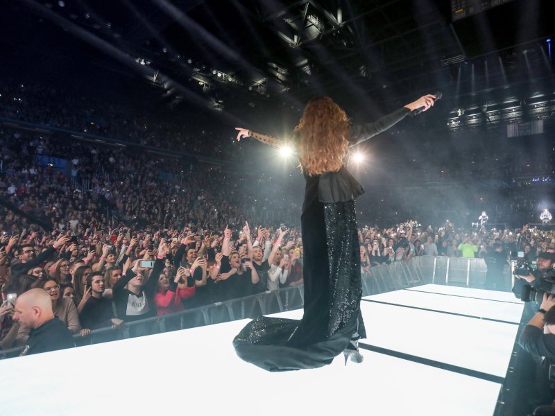 Nadahnuta porukama podrške svojih obožavatelja Severina koncert u Areni ...
