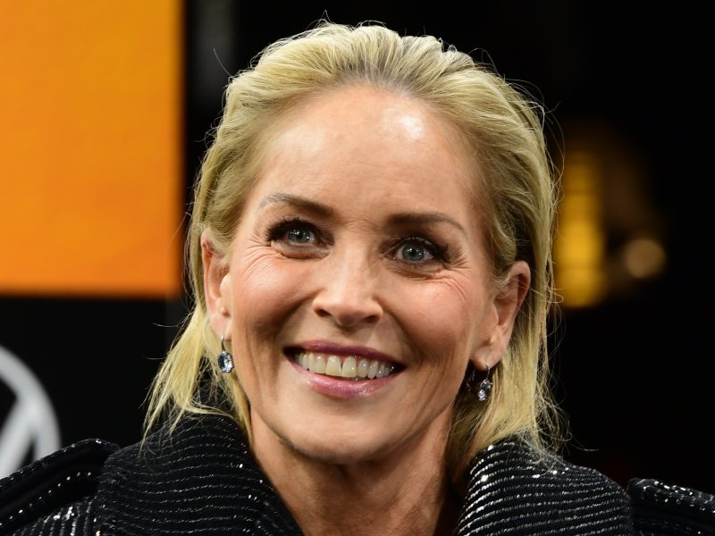 Sharon Stone otkrila što radi u karanteni u koju poziva i druge, a među ...