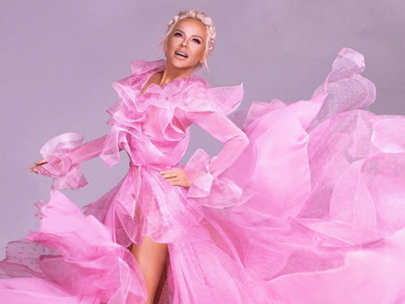 Poput Barbie: Maja Šuput oduševila obožavatelje u raskošnom ružičastom ...