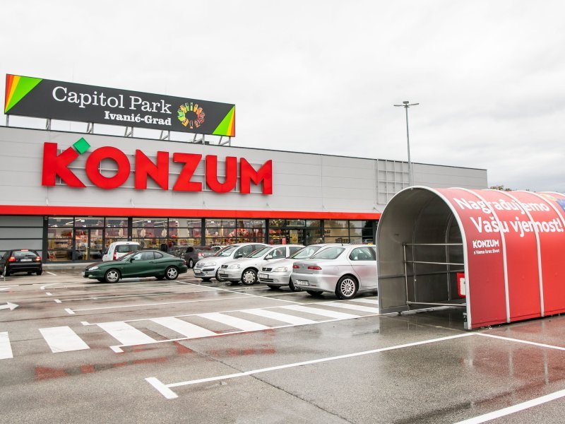 [FOTO] Pogledajte kako izgleda preuređeni Super Konzum u Ivanić Gradu ...