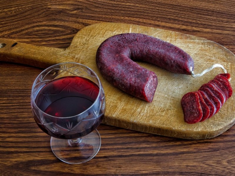Počela je sezona izrade kobasica, a ovo su neke od najpopularnijih u ... Počela je sezona izrade kobasica, a ovo su neke od najpopularnijih u ...
