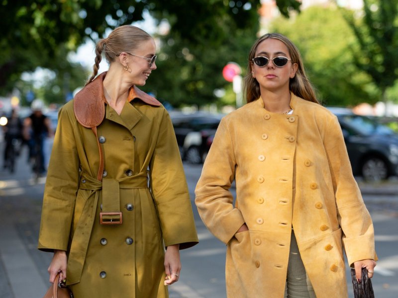 Kako ove jeseni modno zablistati? Dame iz hladnijih krajeva imaju ...