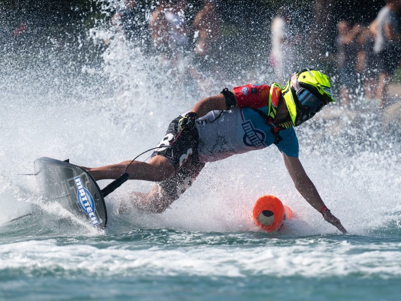 [FOTO] Adrenalinski spektakl u Zadru, najbolji svjetski moto-surferi ...