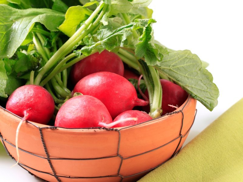 Ne bacajte lišće rotkvica: Ono je ljekovito, ukusno i hranjivo, a evo ...