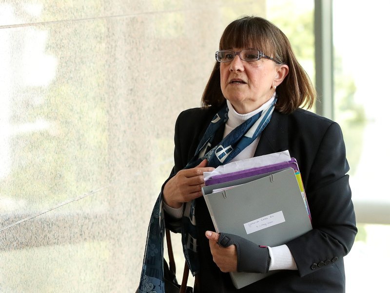 Hrvatski zastupnici u posjetu potpore Hrvatima u Srbiji, predvodi ih ...