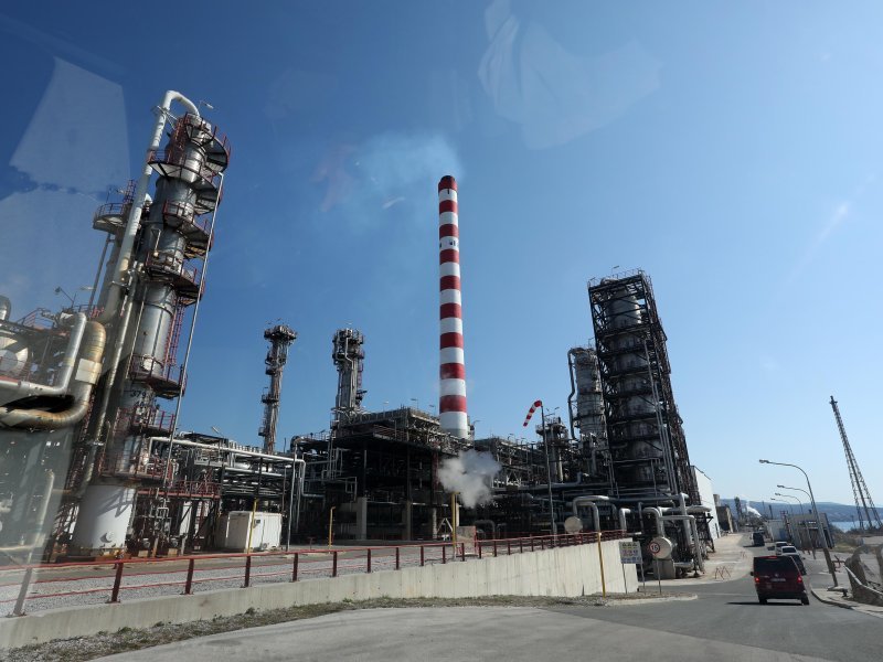 Rafinerija nafte Rijeka pokreće postrojenje, u travnju puni radni ...