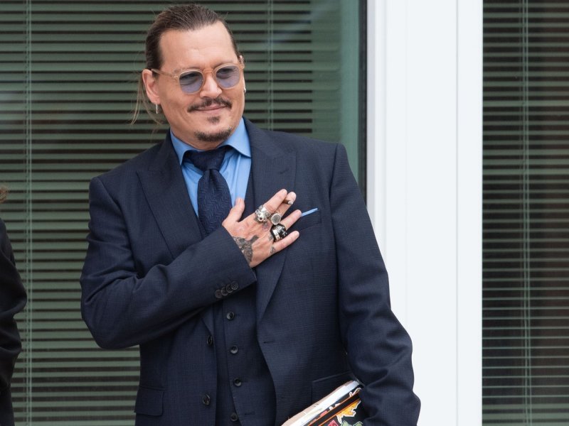 Pobjeda Johnnyja Deppa njih je razveselila: Evo koje su slavne osobe ...