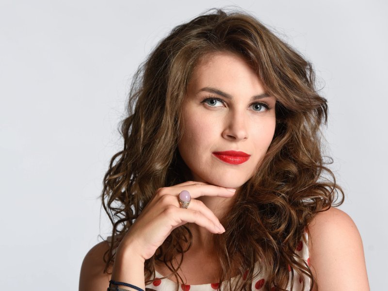 Ornela Vištica i dalje uživa daleko od Hrvatske, a javila se s posebne ...