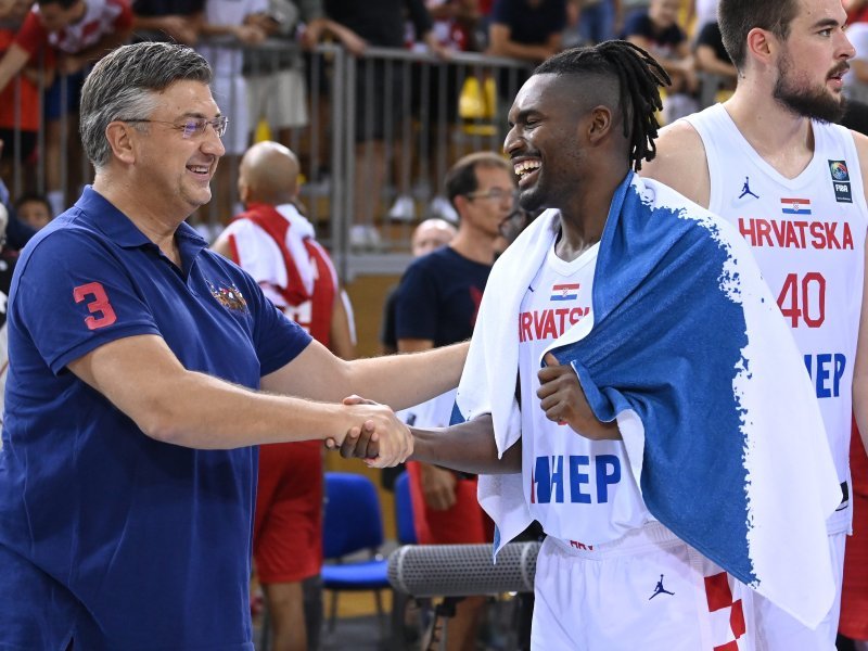 [FOTO] Neodoljivi nasljednici Andreja Plenkovića: Premijer u najboljem ...