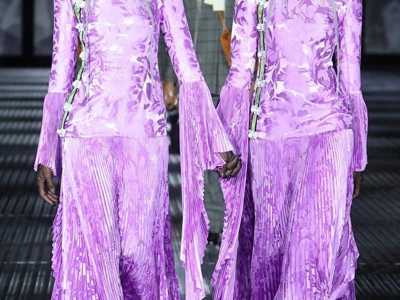 Modna revija o kojoj svi govore: Novu kolekciju Guccija nosilo je 68 ...