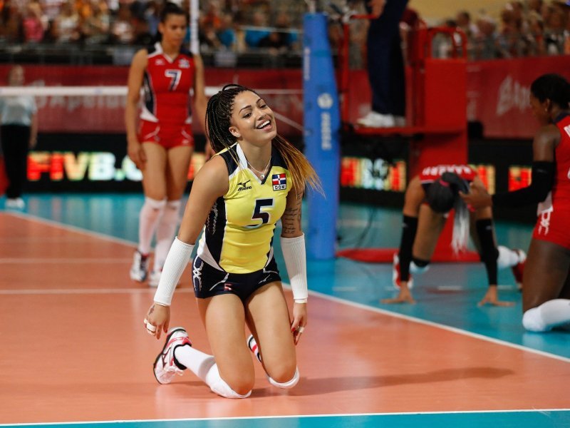 [FOTO] Fatalna Brenda Castillo, odbojkašica Dominikanske Republike ...
