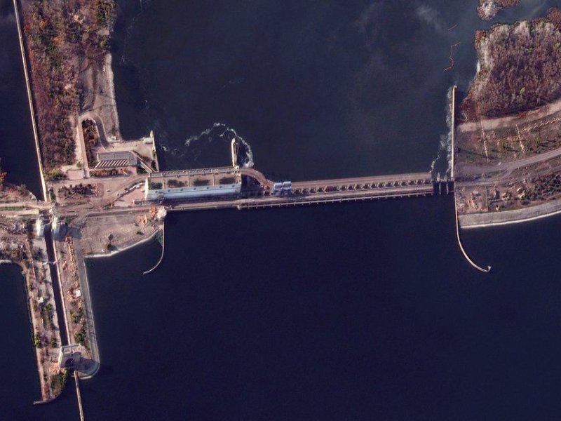 Objavljena snimka eksplozije na brani, stižu nove prijetnje iz Rusije ...