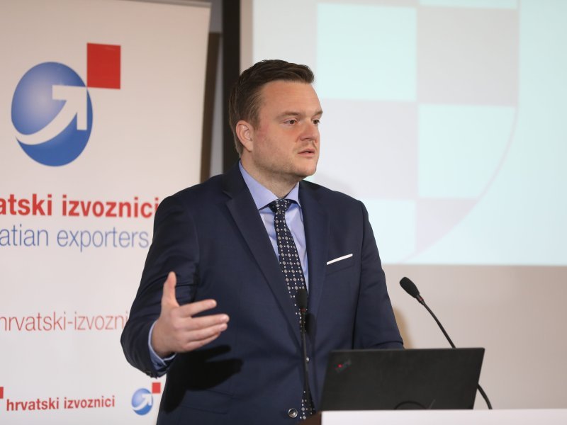 Primorac: Novim porezom nikoga ne kažnjavamo; Ivanov: Porez je nepravedan - tportal