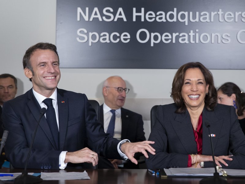 [VIDEO] Macron u sjedištu NASA-e dočekan kao 'važan saveznik' SAD-a ...