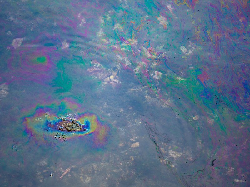 Na moru kod rafinerije u Rijeci pojavila se uljna mrlja, Ina: Možda je ...