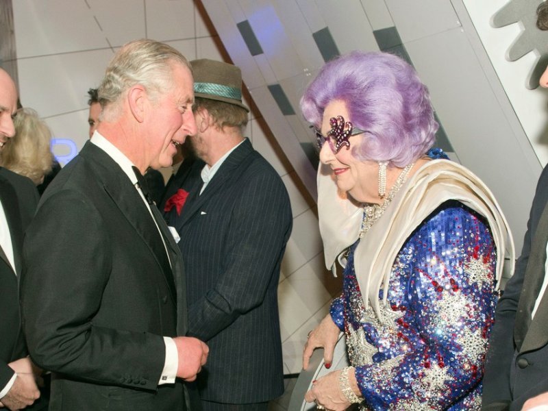 Otišao je još jedan veliki glumac i komičar, najpoznatiji po liku Dame ...