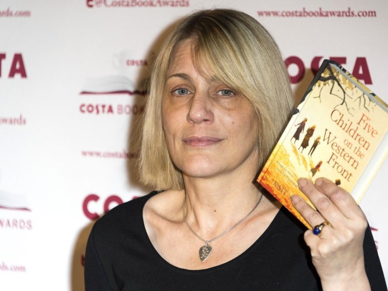 U 62. godini preminula Kate Saunders, glumica iz kultne serije 'Mućke ...