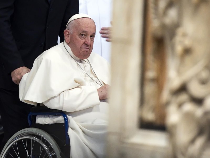 Papa Franjo se dobro oporavlja nakon operacije - tportal Papa Franjo se dobro oporavlja nakon operacije - tportal