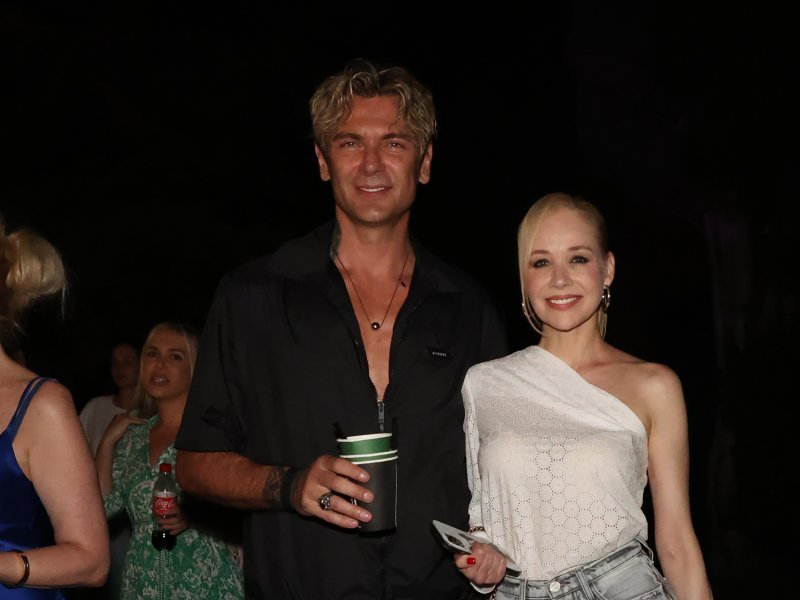 Jelena Rozga snimljena u društvu Hrvata svjetskog glasa kojeg dugo ...