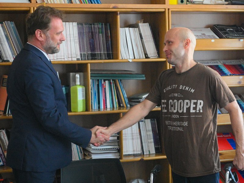 Banožić posjetio pilota ozlijeđenog u padu MIG-a - tportal