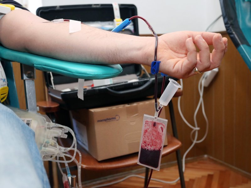 Riječkom KBC-u poziva darivatelje krvi; potrebnu su im ove krvne grupe - tportal