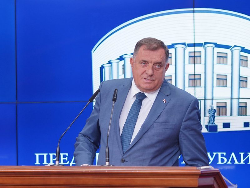 Dodik: BiH ne može opstati kao građanska država, nije mogla ni ... Dodik: BiH ne može opstati kao građanska država, nije mogla ni ...