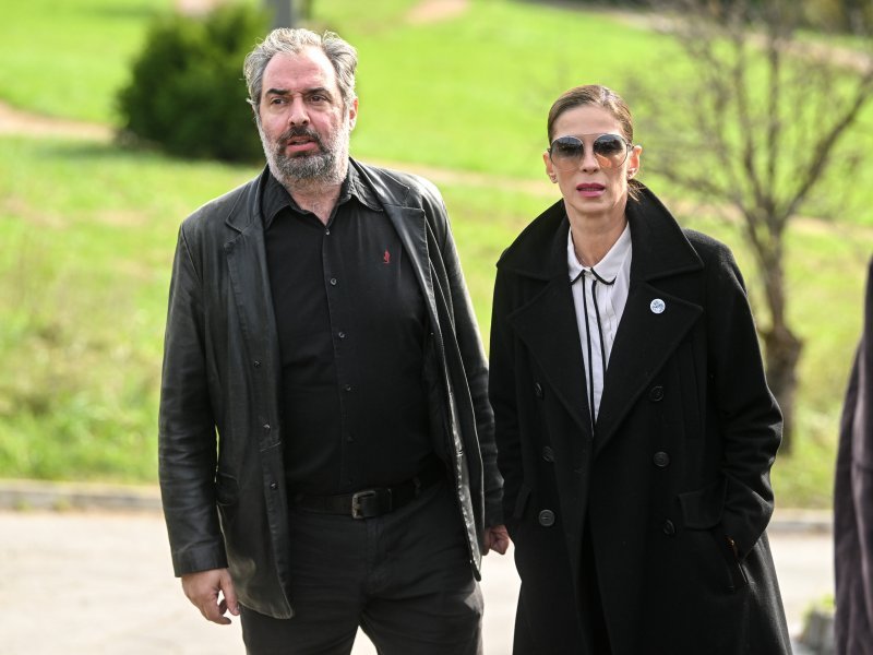 Posljednji ispraćaj: Obitelj, prijatelji i kolege u suzama se oprostili od Nenada Cvetka - tportal