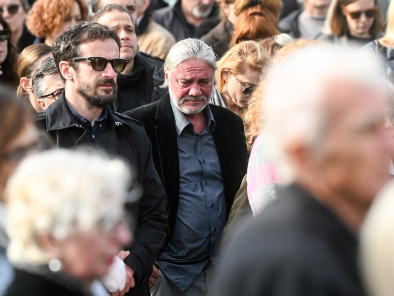 Posljednji ispraćaj: Obitelj, prijatelji i kolege u suzama se oprostili od Nenada Cvetka - tportal