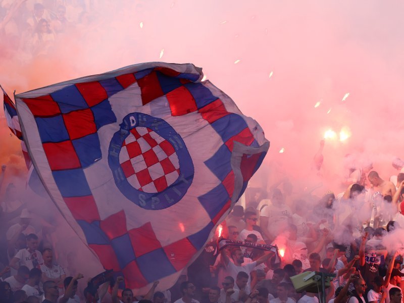 Torcida sucu skandirala 'Cigane, Cigane!', pa će Hajduk platiti novu ...