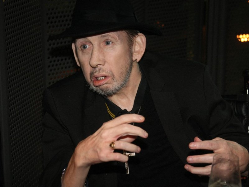 Umro Shane MacGowan, legendarni frontmen grupe The Pogues - tportal