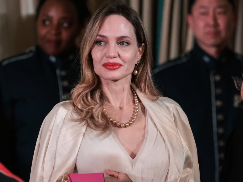 Iznenadit će vas cijene odjeće brenda Angeline Jolie - tportal