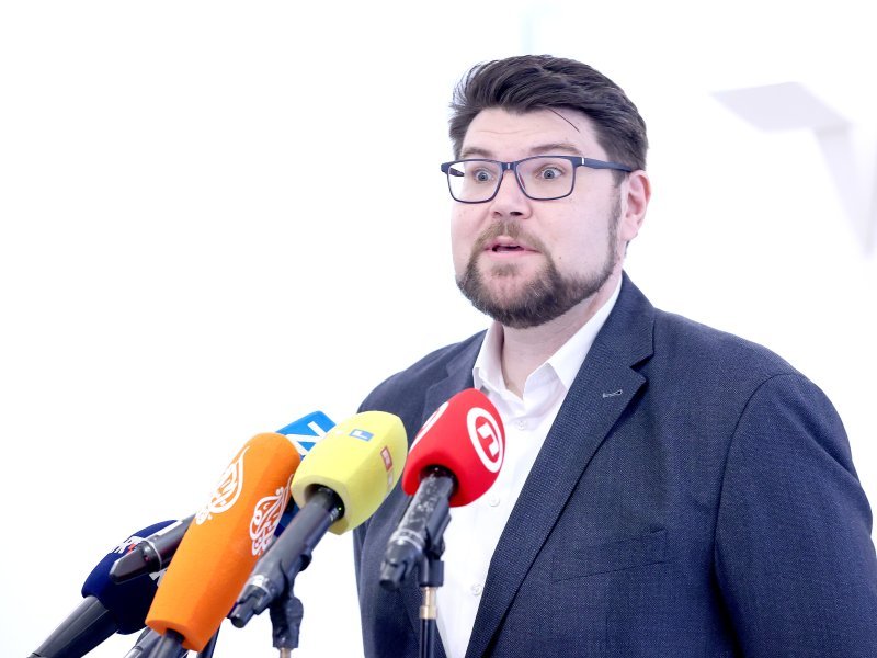 Grbin: 'HDZ stranka koja živi i brani korupciju' - tportal