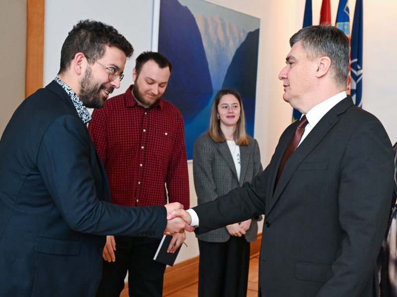 Predstavnici Mreže mladih požalili se Milanoviću zbog Zakona o ...