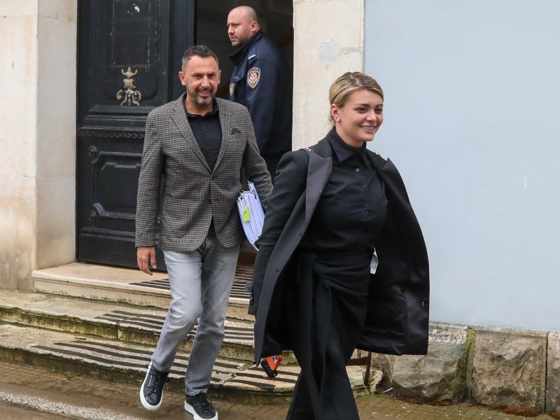 Susret na sudu: Ella Dvornik i Charles Pearce stigli na još jedno ...