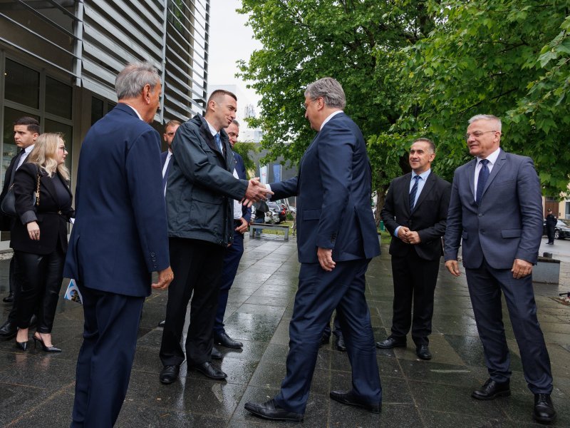 'Neformalni sastanak' HDZ-a i DP-a u Vukovaru: Plenković dogovorio 80 ...